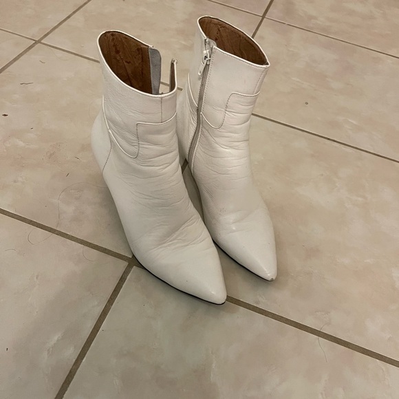 Jeffrey Campbell | Shoes | Patent Leather Jeffrey Campbell Booties ...